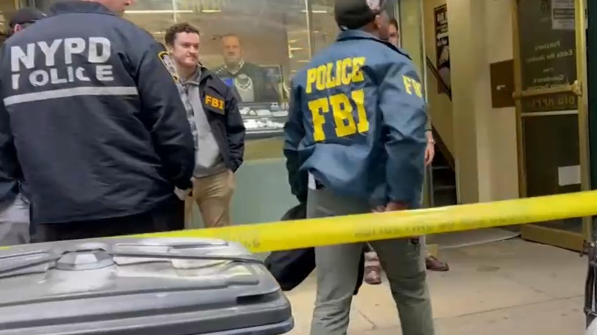 Pro-athletes’ home burglaries may be linked to Diamond District raid ...