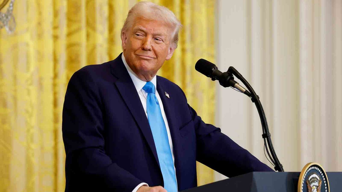 Donald Trump makes Super Bowl pick, praises Patrick Mahomes – NBC New York