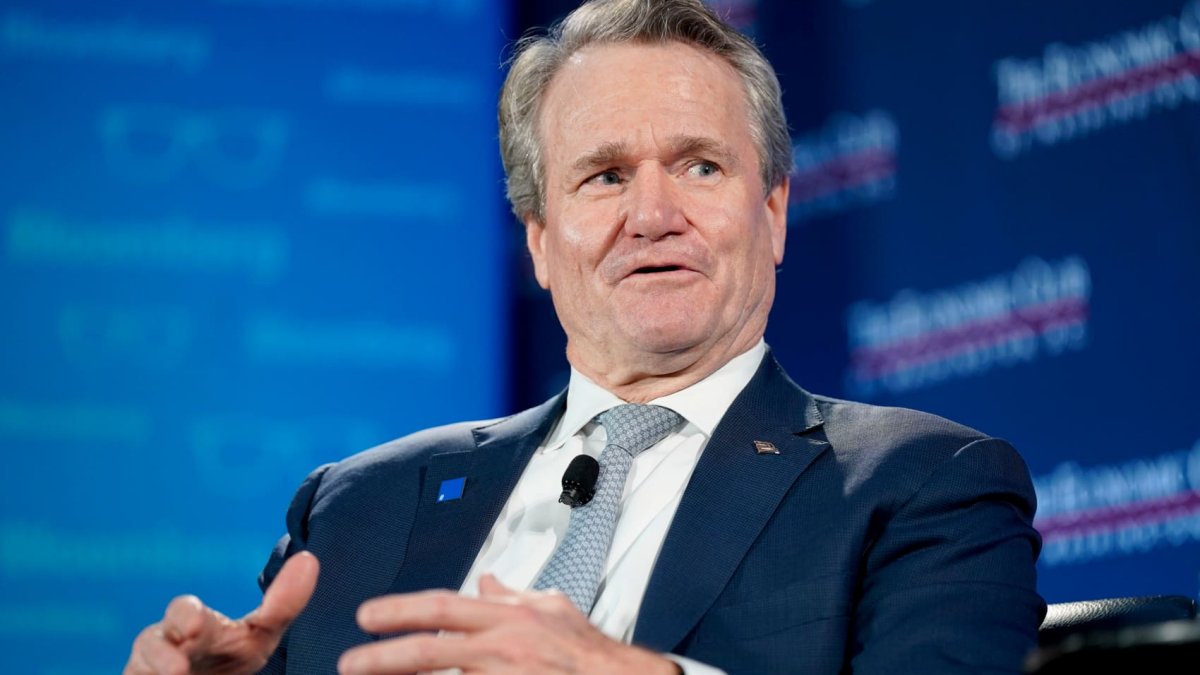 Bank of America’s CEO says economic growth is ‘better than people think’ and the Fed should stay ...