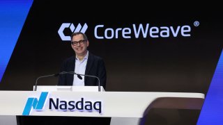 CoreWeave stock rises after company announces $1.5 billion bond sale ...