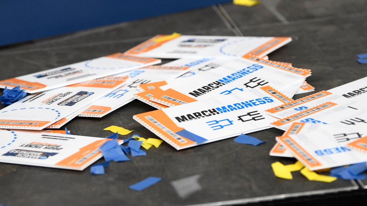 34 slam-dunk food deals for March Madness – NBC New York