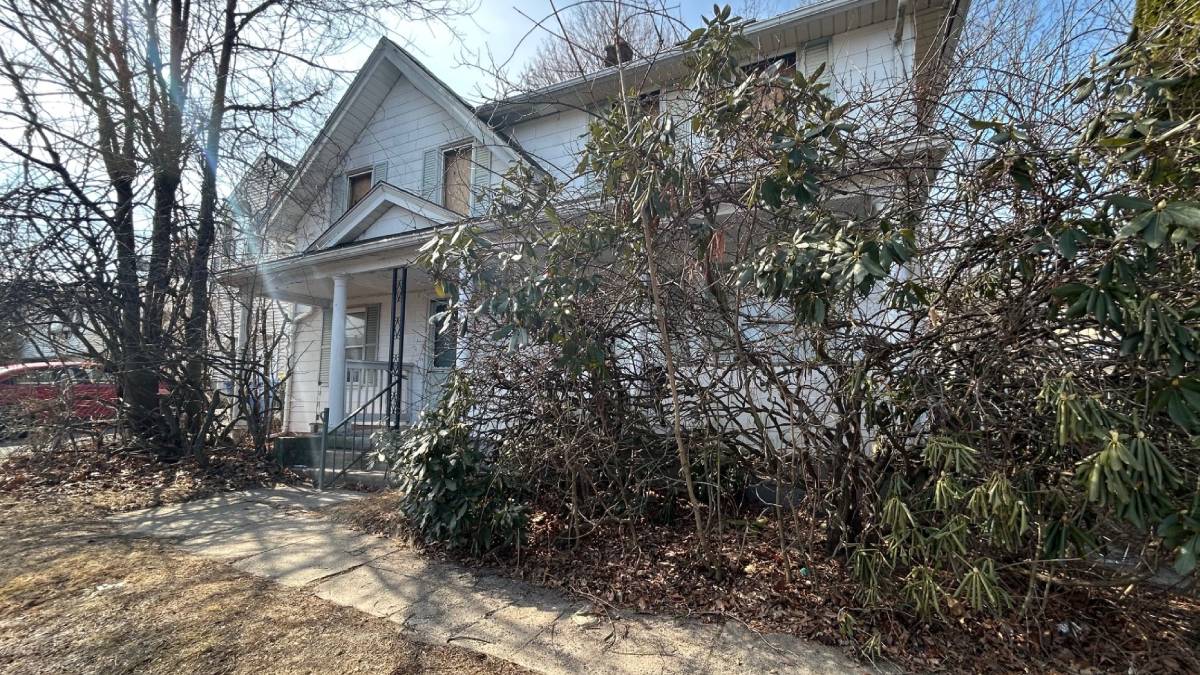 Man who said he was held captive for 20 years releases statement – NBC ...