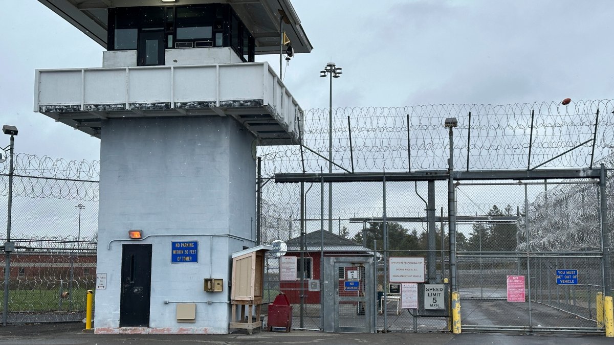 Ex-NY prison guard guilty of manslaughter in deadly inmate beating ...