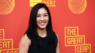 See Michelle Kwan’s 3-year-old daughter Kalista take her first ice ...