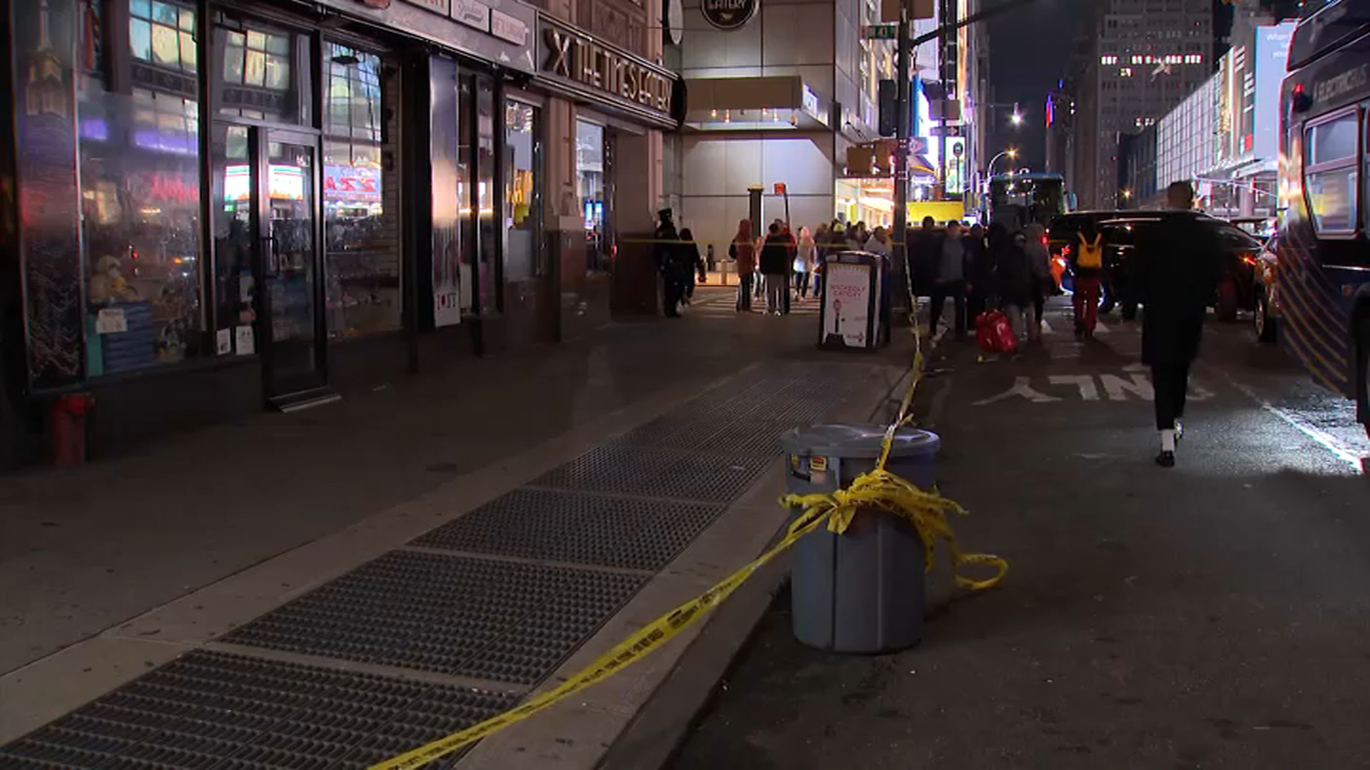 Hell’s Kitchen stabbing leaves 14-year-old boy critical – NBC New York