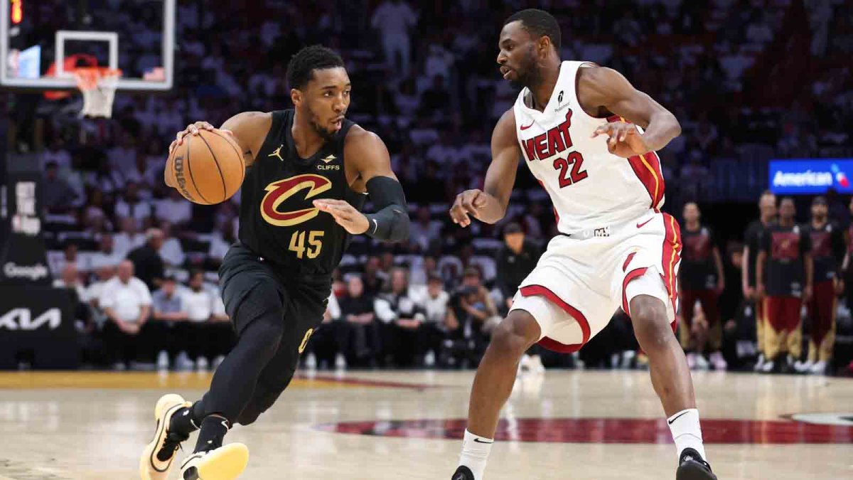 What’s the biggest halftime lead in NBA playoff history? – NBC New York