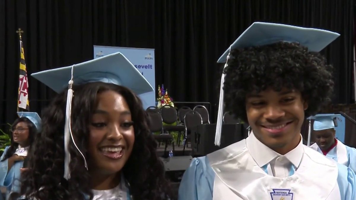 10 sets of twins graduate from Eleanor Roosevelt High School in ...