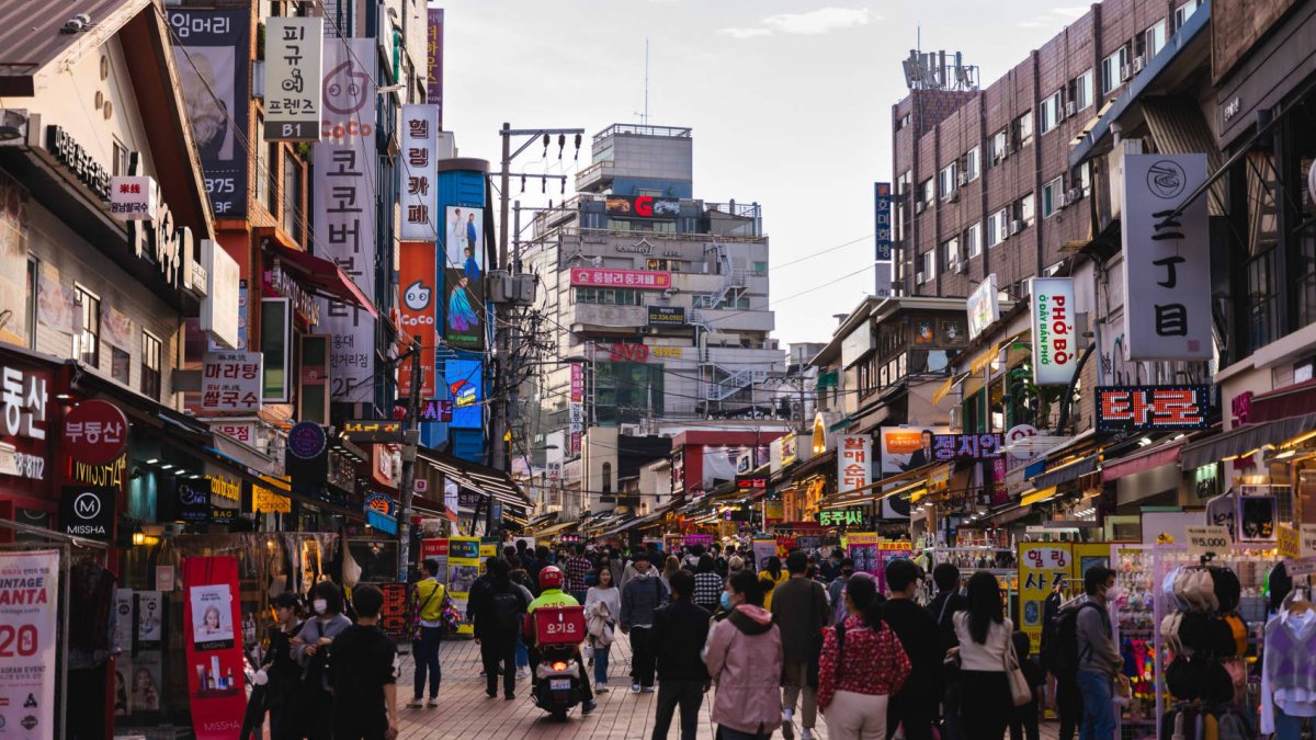 Asia-Pacific markets rise as China evaluates possibility of trade talks ...