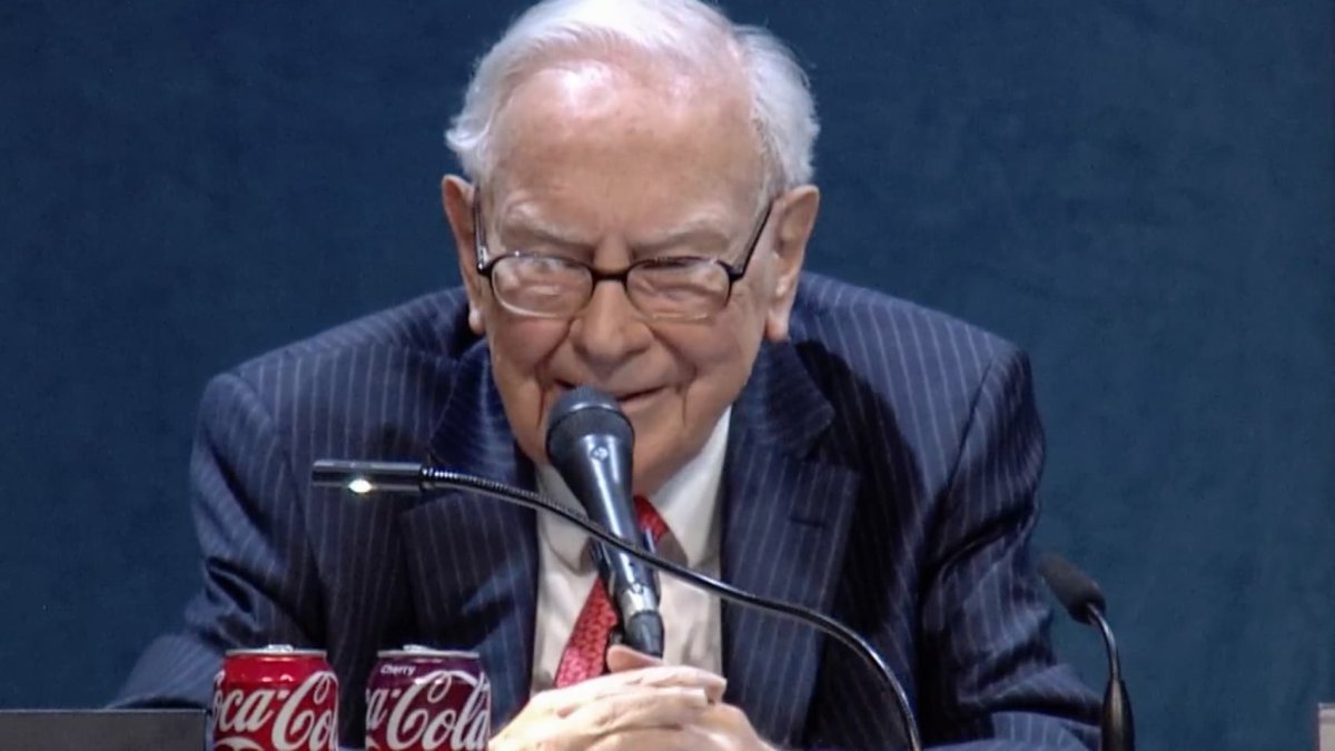 Berkshire Hathaway operating earnings drop more than expected as ...