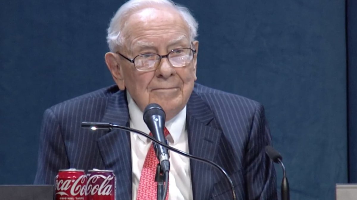 Warren Buffett says a good business is like a ‘castle’—how he spots the ...