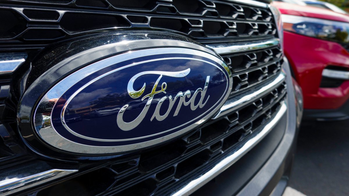 Ford recalls nearly 1.1 million trucks over rearview camera issue – NBC ...