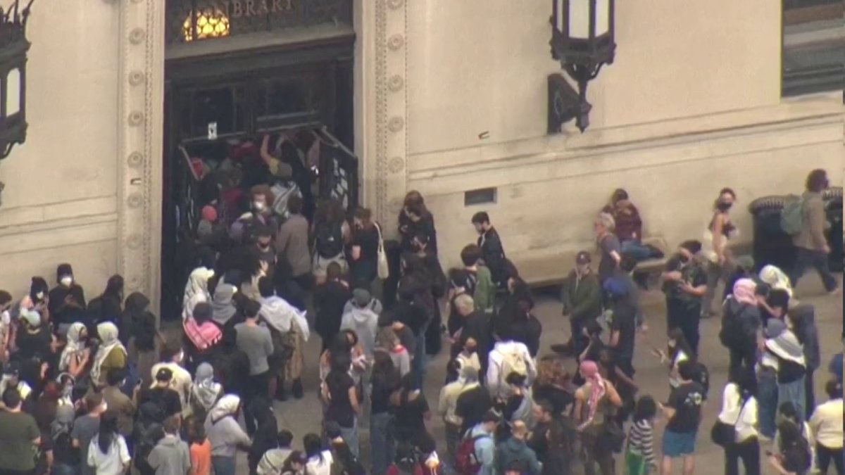 Pro-Palestinian protesters stage protest at Columbia University’s ...