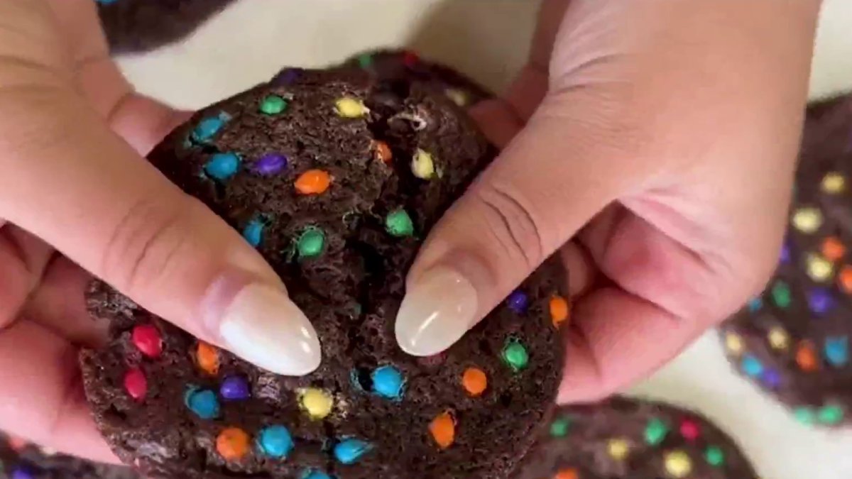 This new cookie shop is breaking the rules by only serving flat cookies ...