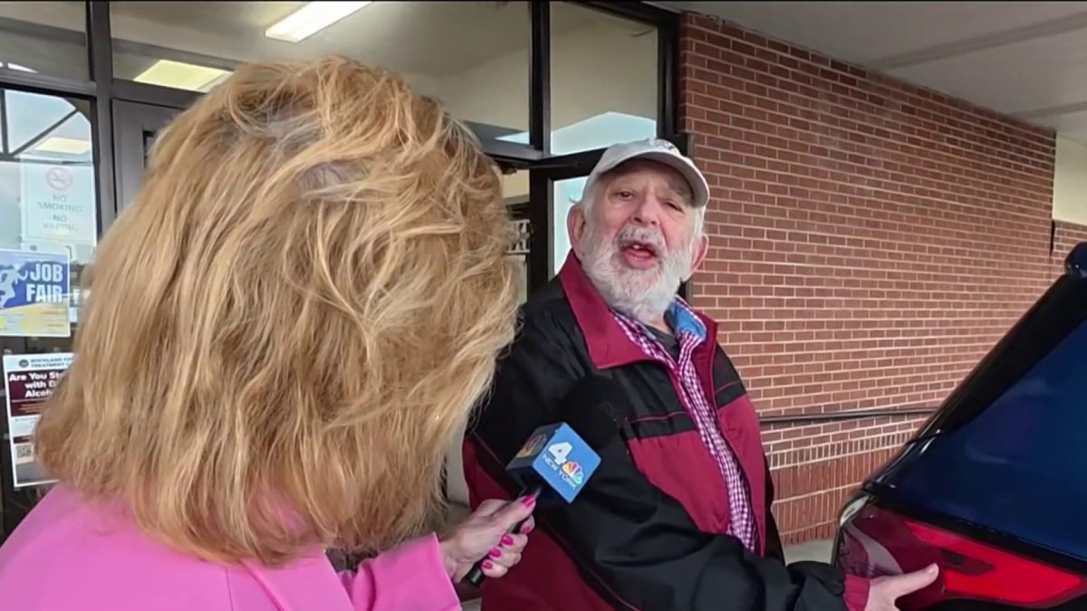 Spring Valley mayor tried to physically remove police chief, witnesses ...