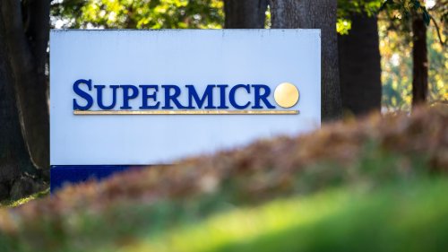 Super Micro shares fall on planned $2 billion convertible debt offering ...