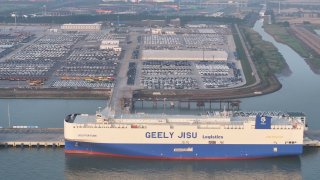 China’s exports to the U.S. clock their sharpest drop in more than 5 ...