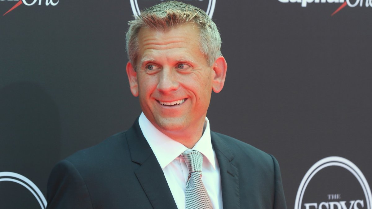 John Brenkus, host and co-creator of ‘Sport Science,’ dies at 54 – NBC ...