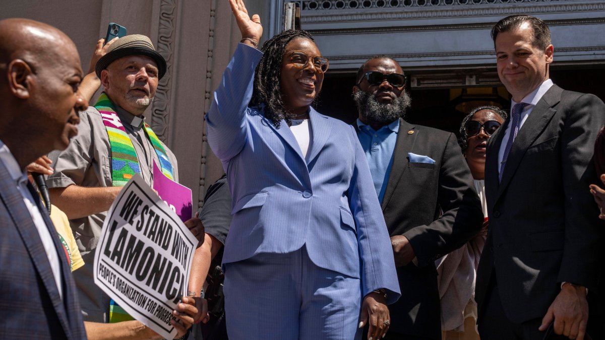 LaMonica McIver pleads not guilty to charges from ICE center visit ...