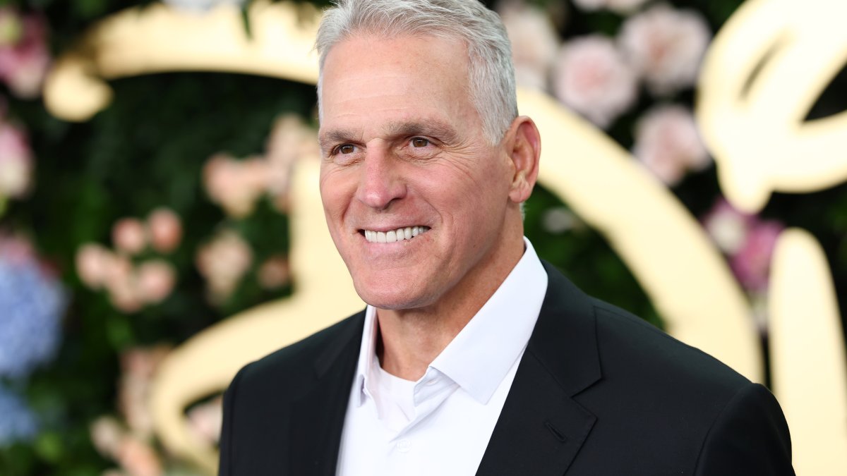 Golden Bachelor Mel Owens sets strict dating standards – NBC New York