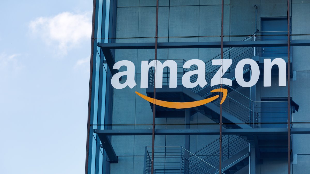 Amazon expects to cut corporate jobs as it relies more on AI – NBC New York