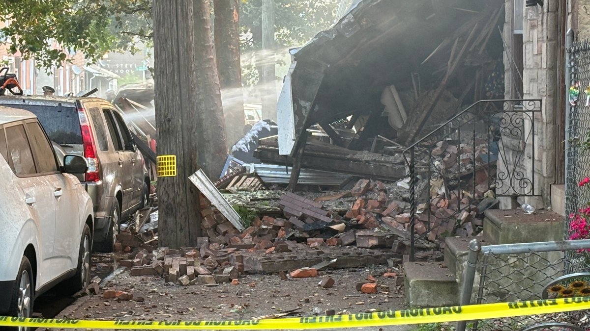 1 dead, 2 women hurt after rowhomes explode in Philly’s Nicetown ...