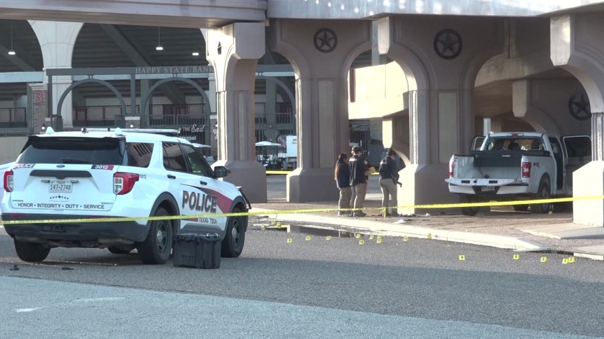 Two Texas Tech police officers shot, suspect killed in on campus – NBC ...