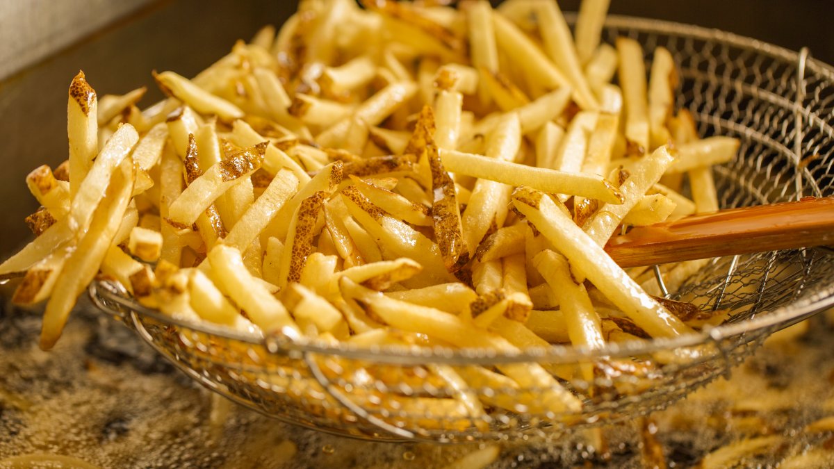 National French Fry Day 2025 freebies to enjoy – NBC New York