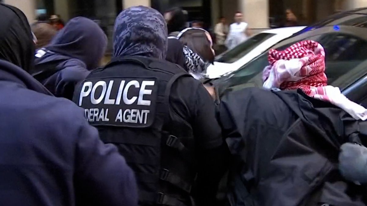 Protesters and ICE agents clash outside San Francisco immigration court ...