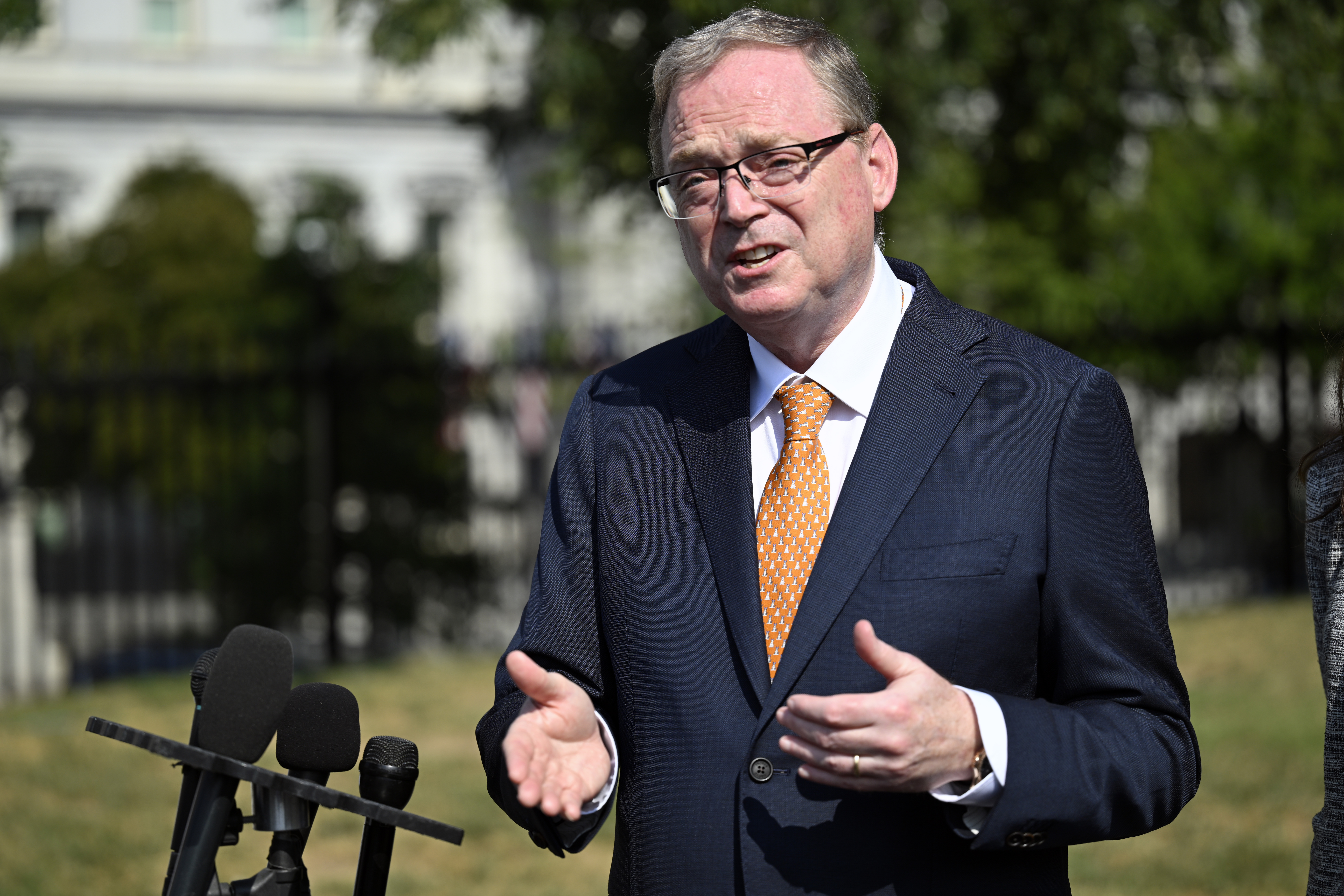 Kevin Hassett defends Trump’s firing of labor statistics head – NBC New ...