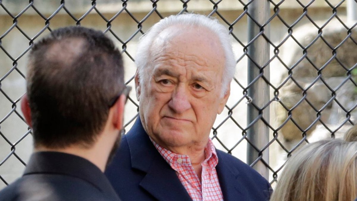Jerry Adler, ‘Sopranos’ star and Broadway veteran, dies at 96 – NBC New ...