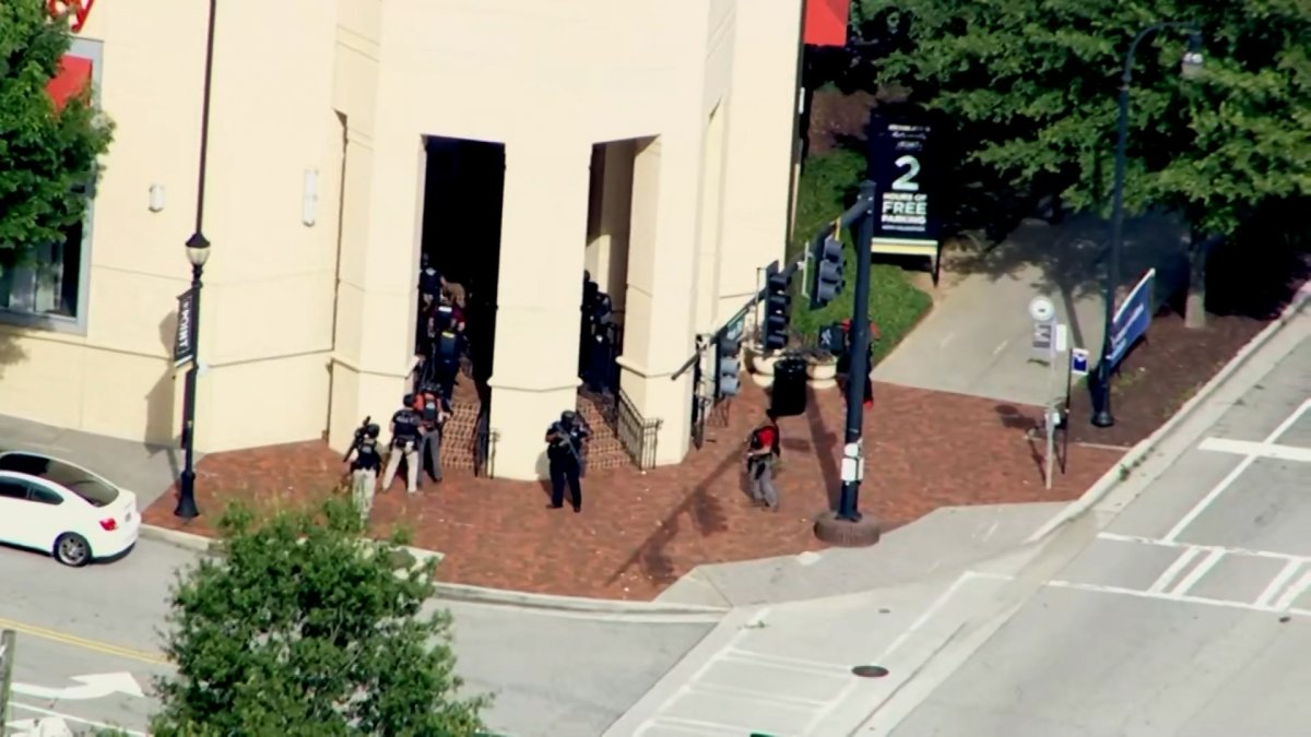 Officer killed and suspect dead after shooting at Emory University in ...