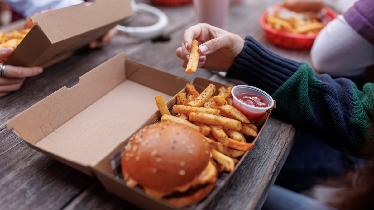 Ultra-processed foods make up the majority of kids’ diet, CDC report ...