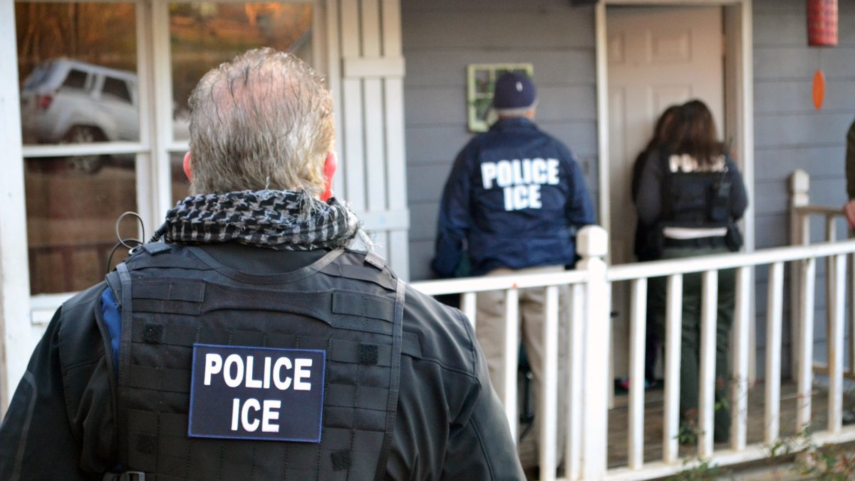 ICE sent 3 U.S. citizen children, including boy with cancer, to ...