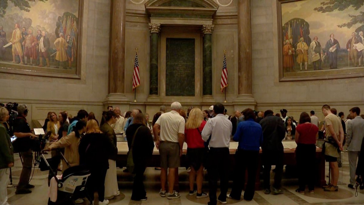 Entire U.S. Constitution on display for first time at the National ...