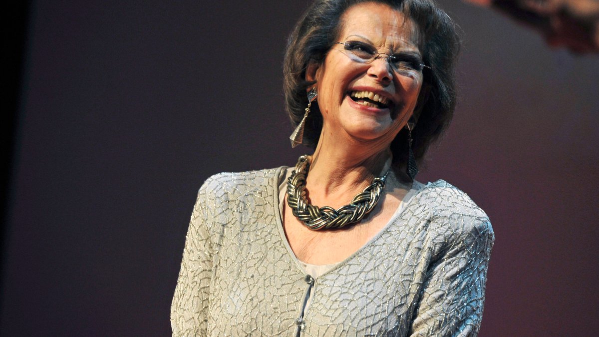 Claudia Cardinale, star of ‘8½’ and ‘The Leopard,’ dies at 87 – NBC New ...