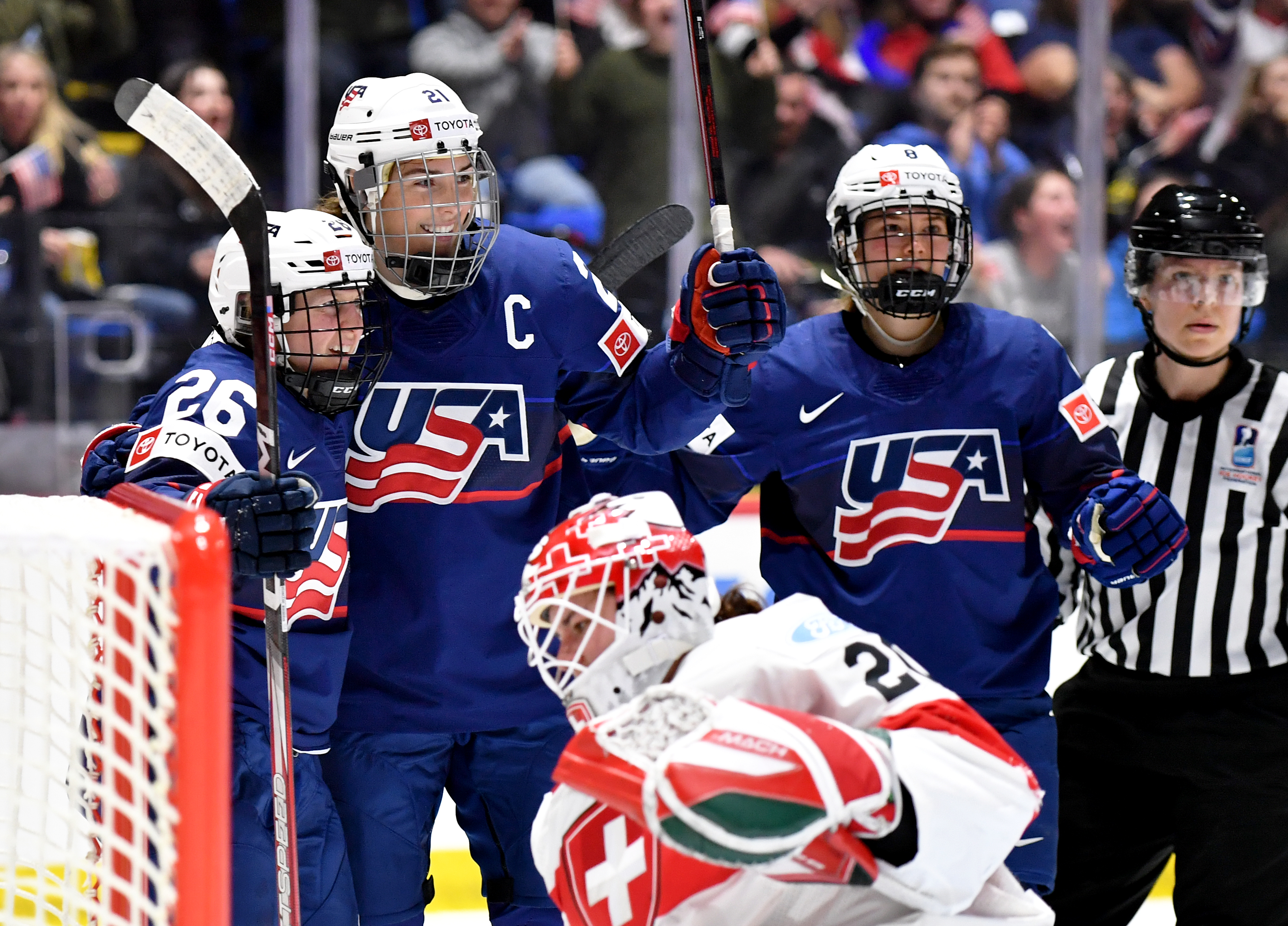 Team USA women’s hockey roster revealed for 2026 Winter Olympics – NBC ...