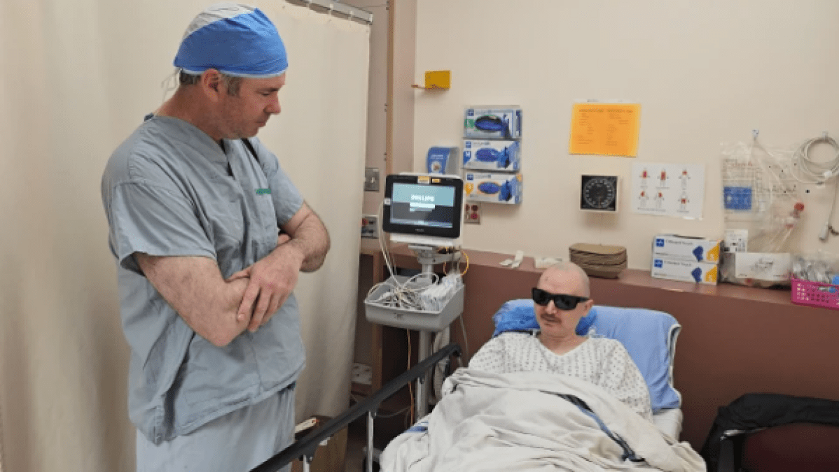 Man, 34, has tooth implanted in eye to restore his vision – NBC New York