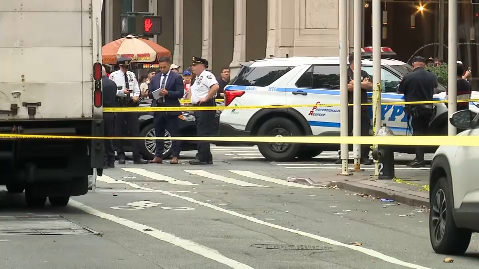 Times Square NYPD attack: Photos show gang suspects – NBC New York