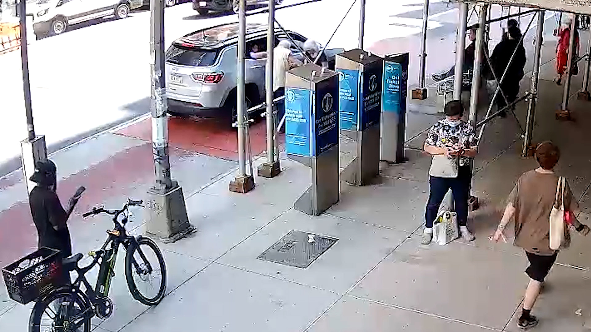 NYC Rolex robber picks wrong target in 87-year-old weightlifter – NBC ...