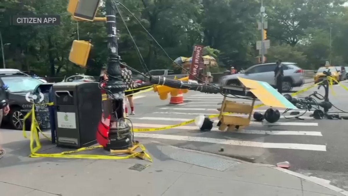 NYC Traffic Accident: 4 Injured Near Central Park - NBC New York - NewsyList