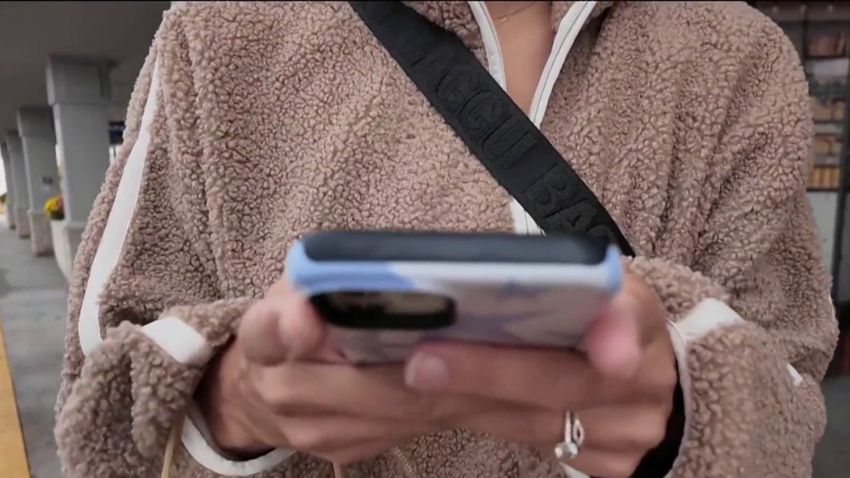 A warning about NY refund check scams: What text message to watch out ...