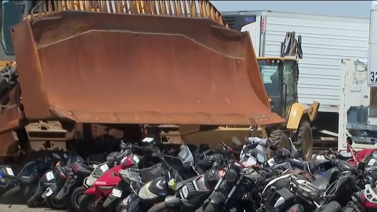 Crash raises questions about NYPD moped crackdown – NBC New York