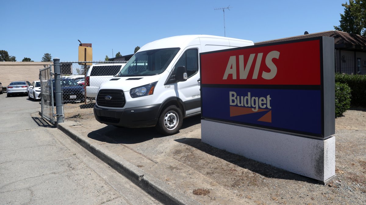 Avis Budget employee accused of stealing cars from NY airport site ...