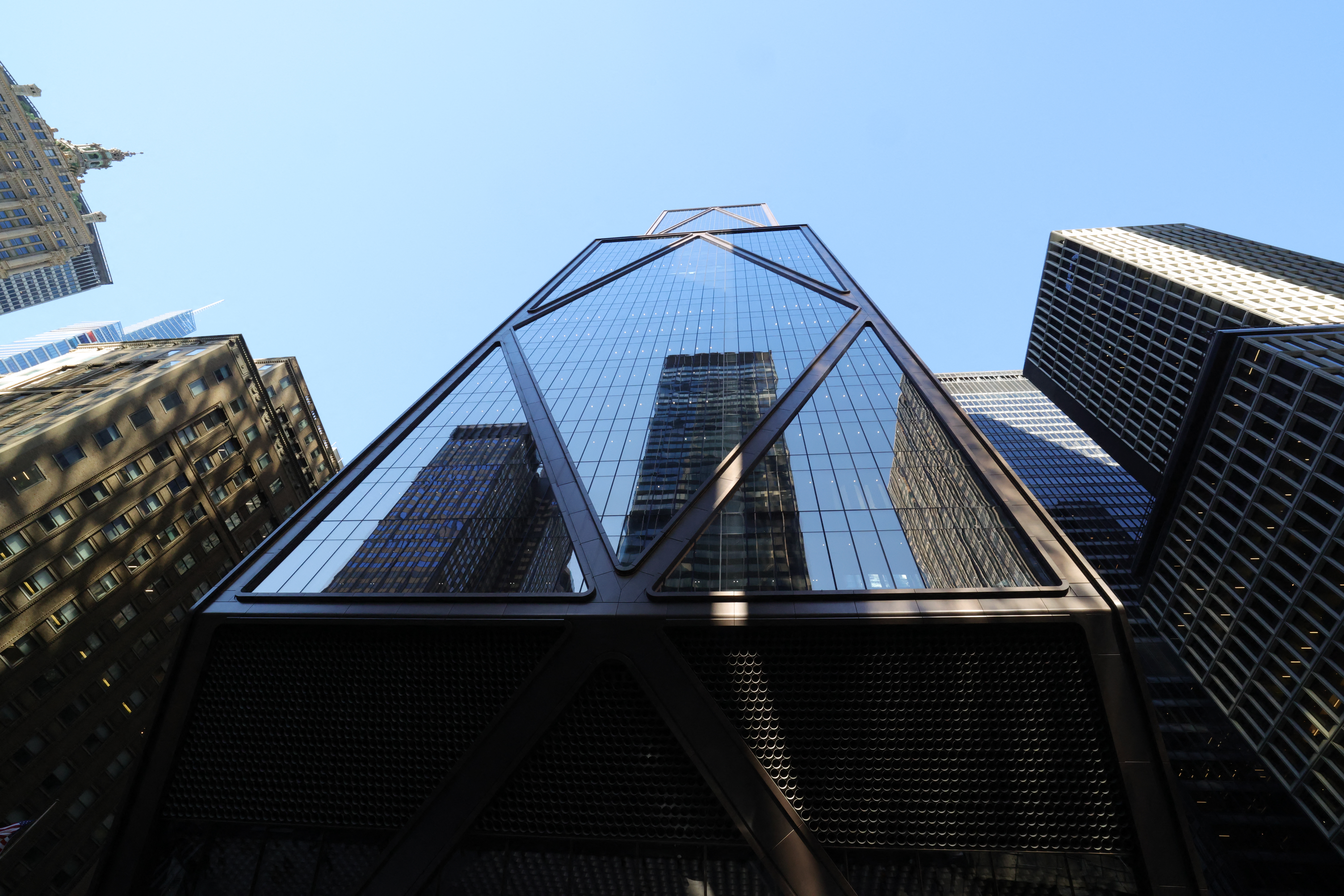 JPMorgan Chase unveils new headquarters at 270 Park Avenue – NBC New York