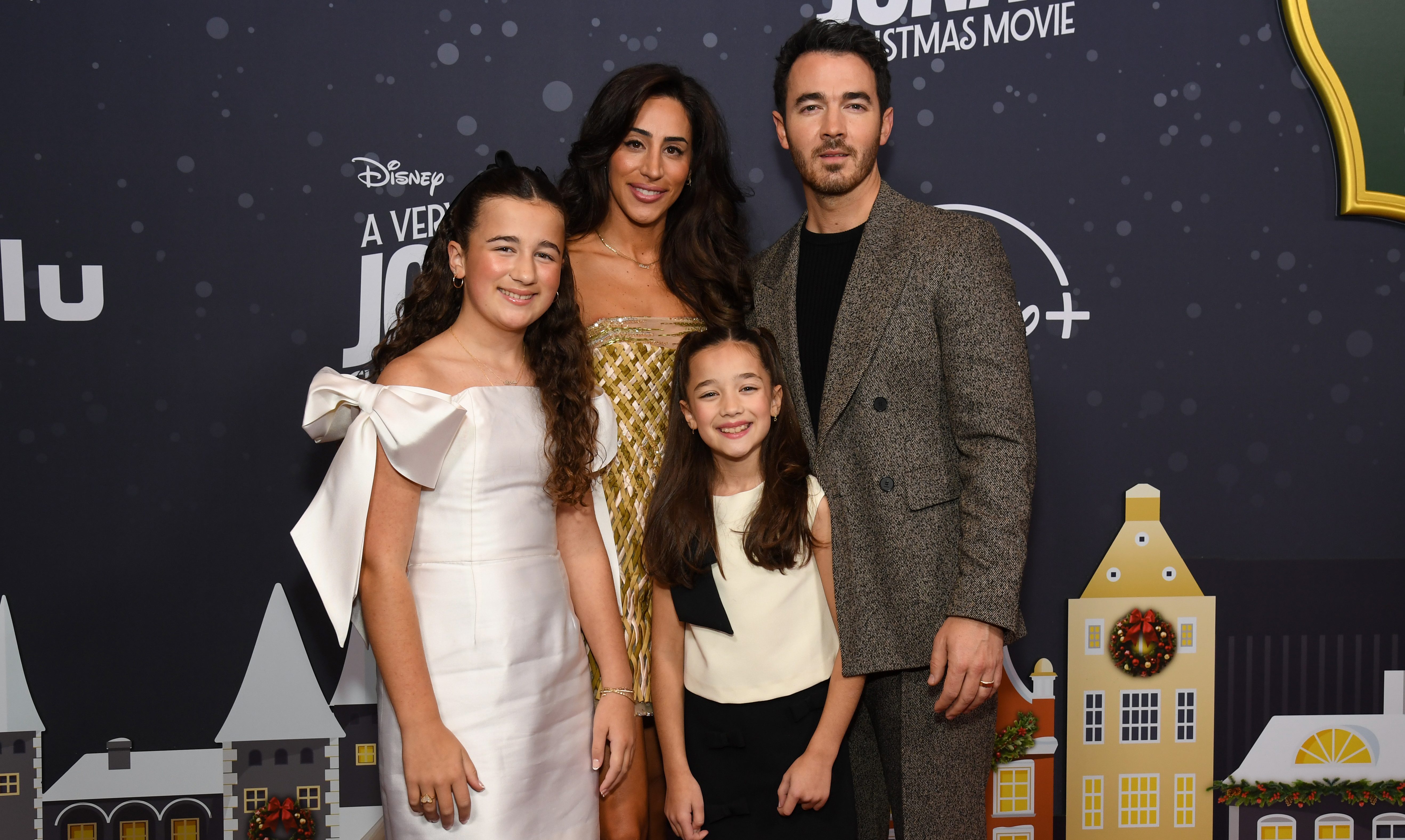Kevin Jonas’s daughters appear in new Christmas movie – NBC New York