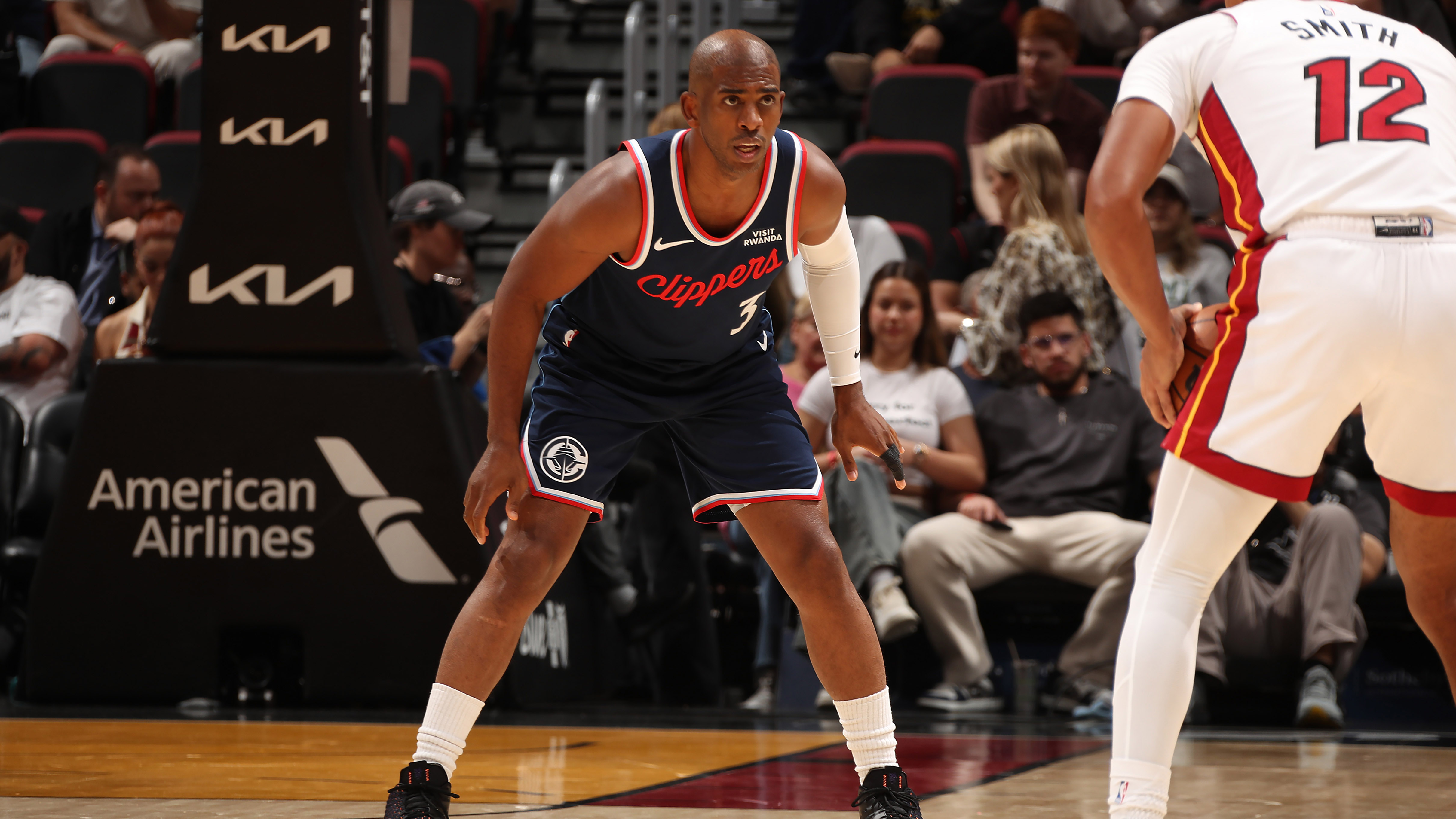 Clippers send Chris Paul home and say he’s no longer on team – NBC New York