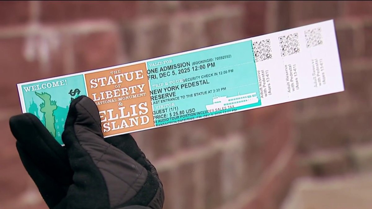 Police crackdown on Statue of Liberty tour ticket scam – NBC New York