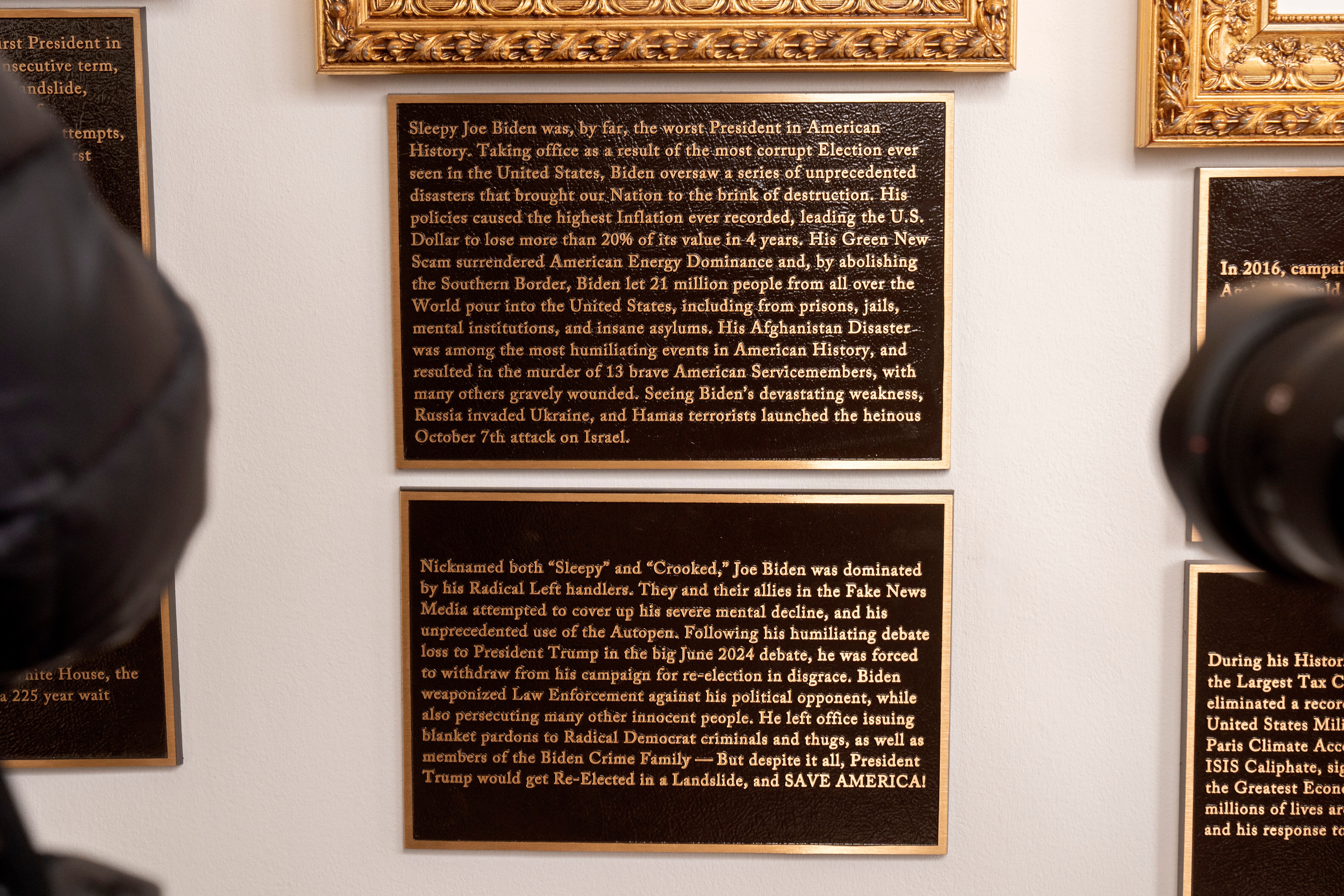 White House installs plaques mocking Obama and Biden – NBC New York