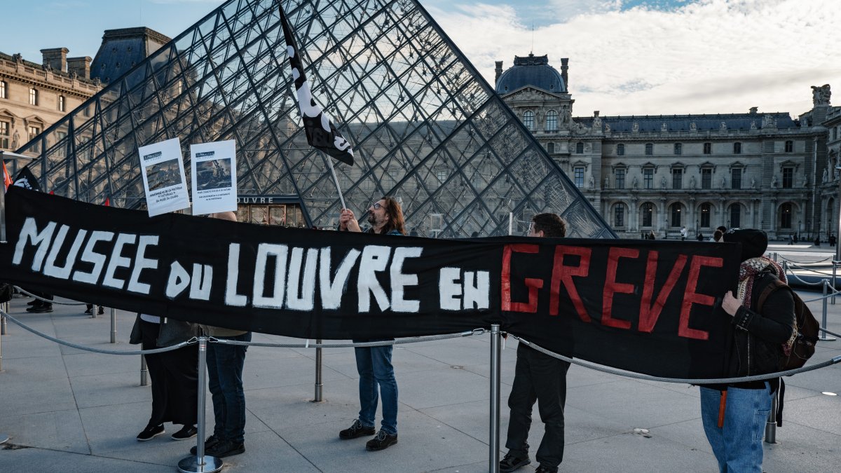 Why the Louvre museum has reached a breaking point – NBC New York