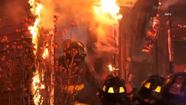 Two fast-moving fires under investigation in Queens – NBC New York